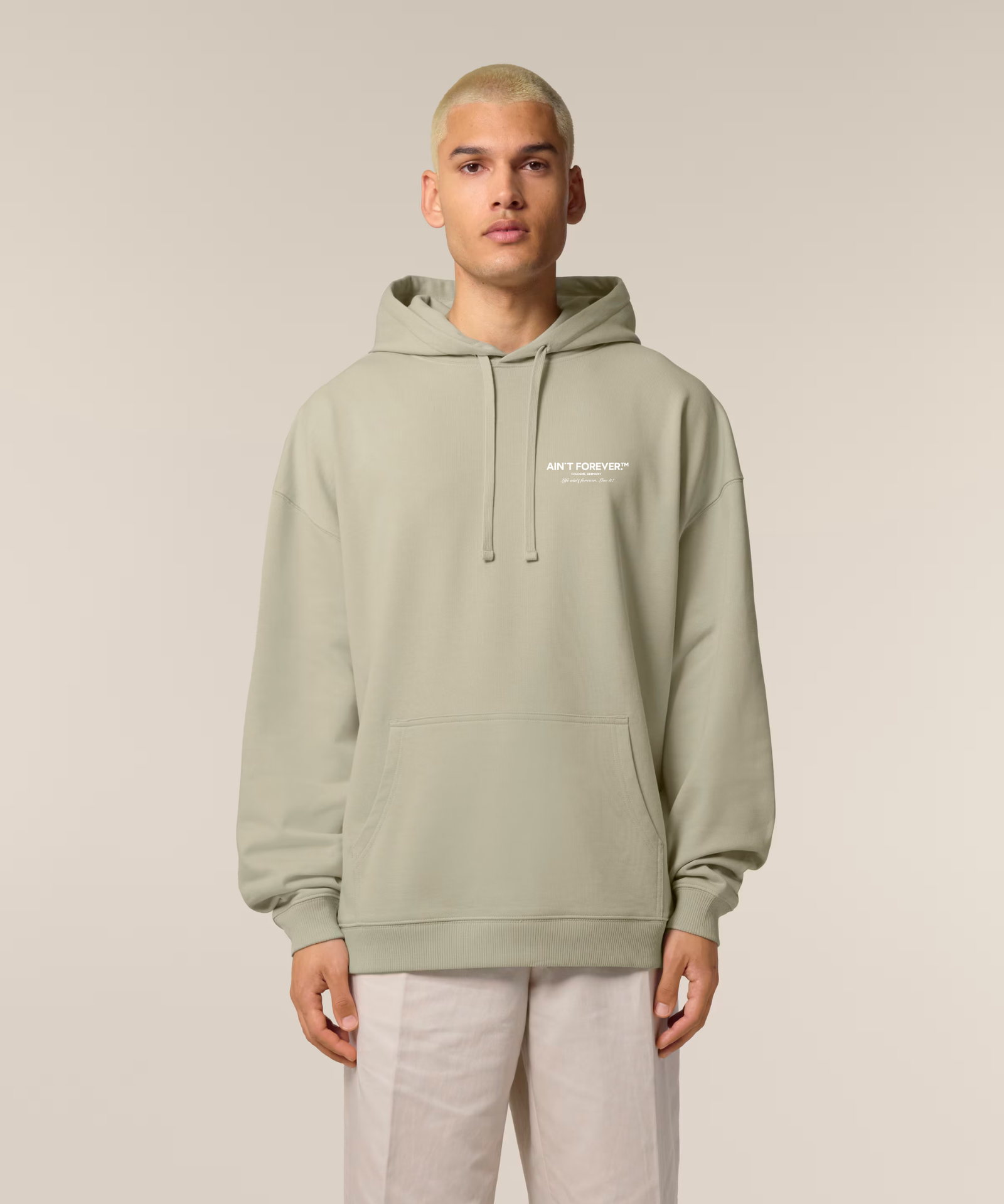THE LIVE IT! HOODIE